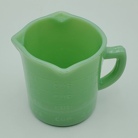 Jadeite | Kitchen | Jadeite Cup Measuring Cup Green Milk Glass 3 Spout ...